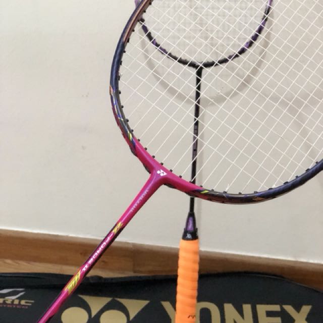 Yonex Voltric Z-Force II (Lee Chong Wei) Badminton Racket, FREE Li-Ning ...