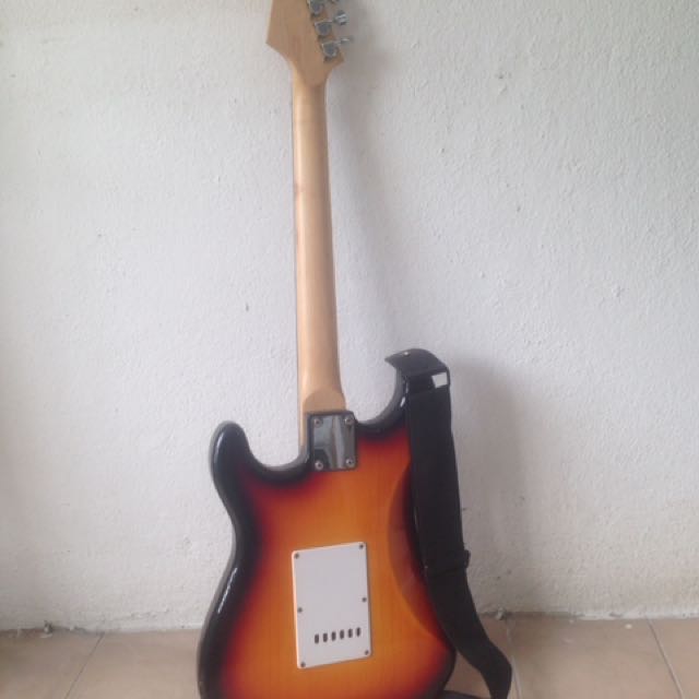 Dars Electric Guitar, Hobbies & Toys, Music & Media, Musical ...