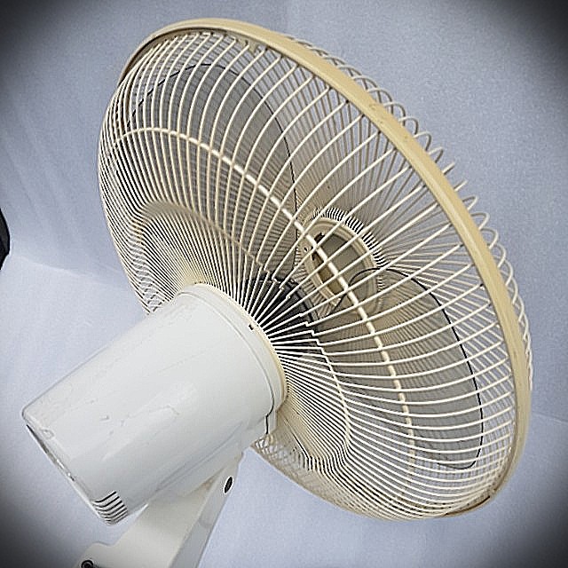KDK Wall Fan 16 inch (Pull string type Cream Colour), TV & Home ...