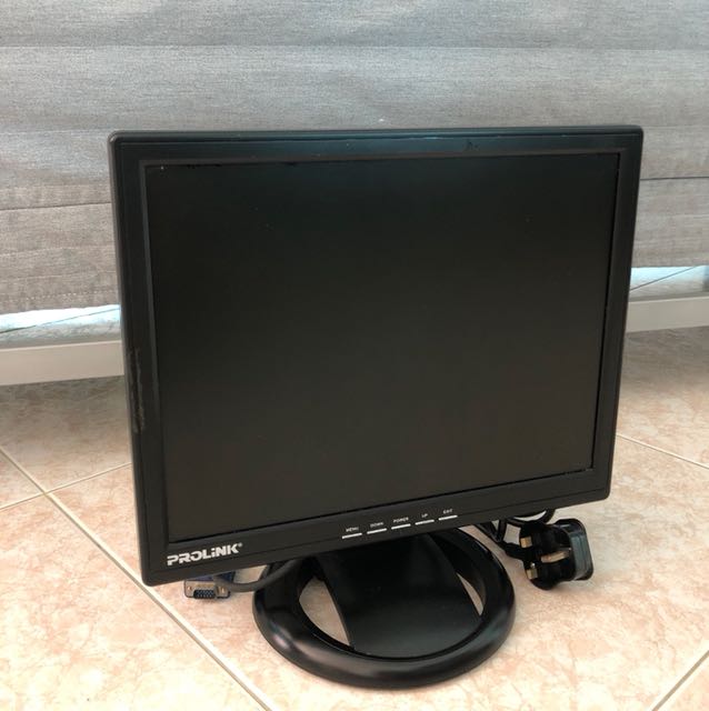 LCD Monitor, Computers & Tech, Desktops on Carousell