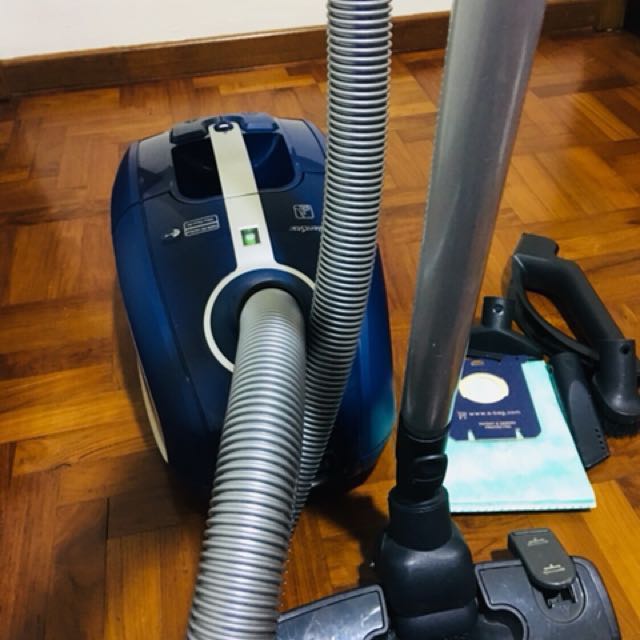 Philip Vacuum Cleaner (silentstar), TV & Home Appliances, Vacuum ...
