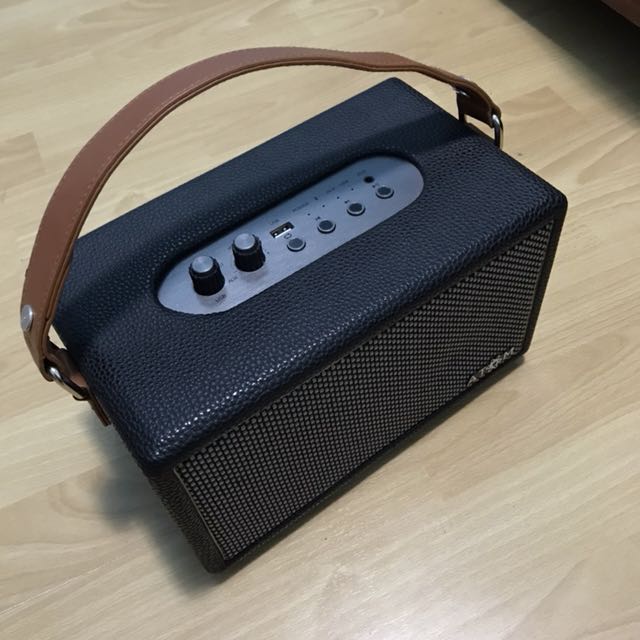 Atom Retro Bluetooth Speaker, Audio, Soundbars, Speakers & Amplifiers ...