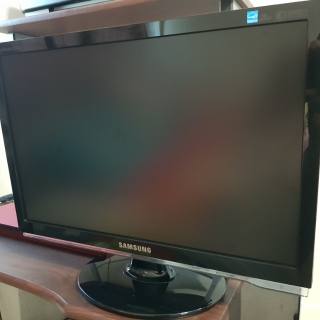 Samsung Monitor, Computers & Tech, Desktops on Carousell