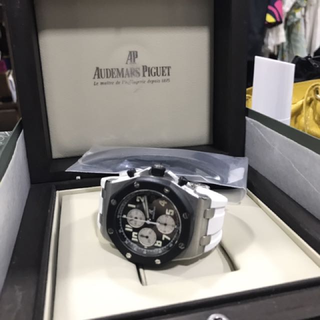 Audemars Piguet Royal Oak Offshore rubber clad, Luxury, Watches on ...