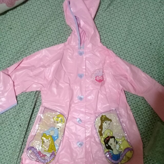 Disney Princess Pink Rain Coat (Cinderella, Snow White, Sleeping Beauty ...