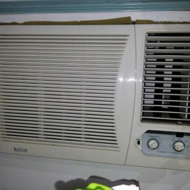 Kolin 2.5hp window type aircon, TV & Home Appliances, Kitchen ...
