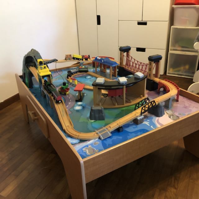 Train Track Play Table, Hobbies & Toys, Toys & Games on Carousell