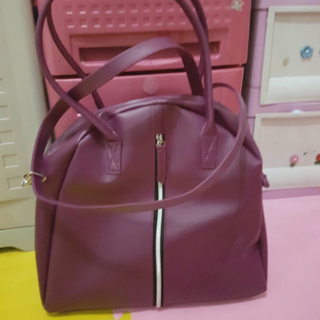 violet bag, Women's Fashion, Bags & Wallets, Cross-body Bags on Carousell