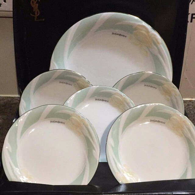 Bnib YSL cake plate & 5 saucers, TV & Home Appliances, Kitchen ...