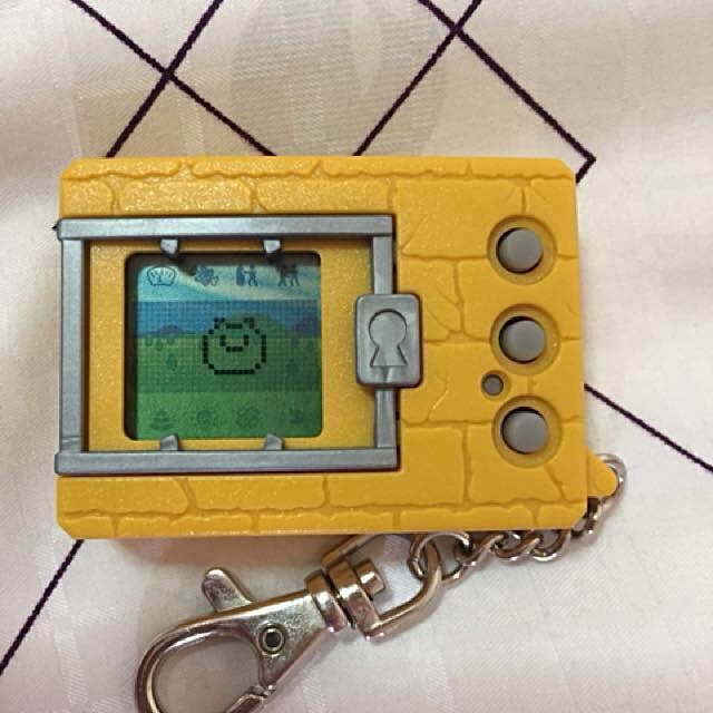 Digimon Vpet Japanese Version 1, Hobbies & Toys, Toys & Games on Carousell