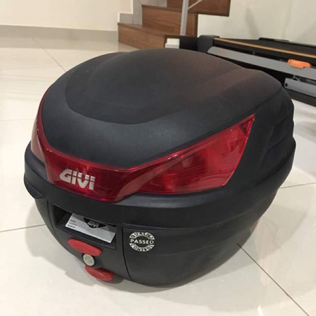 Motorcycle Box & Rak GIVI, Auto Accessories on Carousell