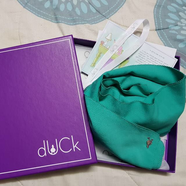 DUCK MIXED CREPE SHAWL IN POISON IVY, Women's Fashion, Muslimah Fashion ...