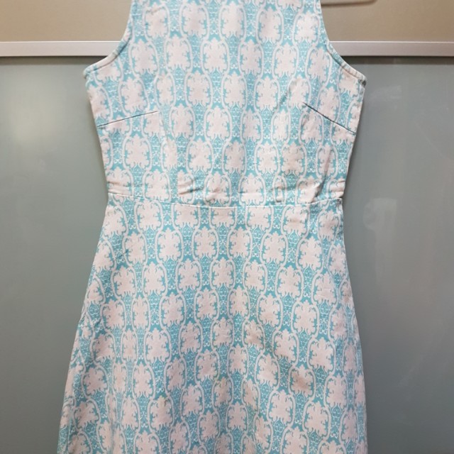 Light Blue Dress with white patterns, Women's Fashion, Tops, Sleeveless ...