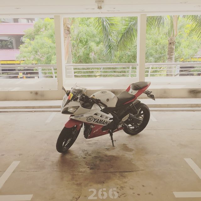 Yamaha R15 V2, Motorcycles, Motorcycles for Sale, Class 2B on Carousell