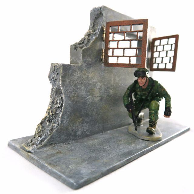 Standard Obstacle Course (SOC) Singapore Army Figurines - Low Rope ...