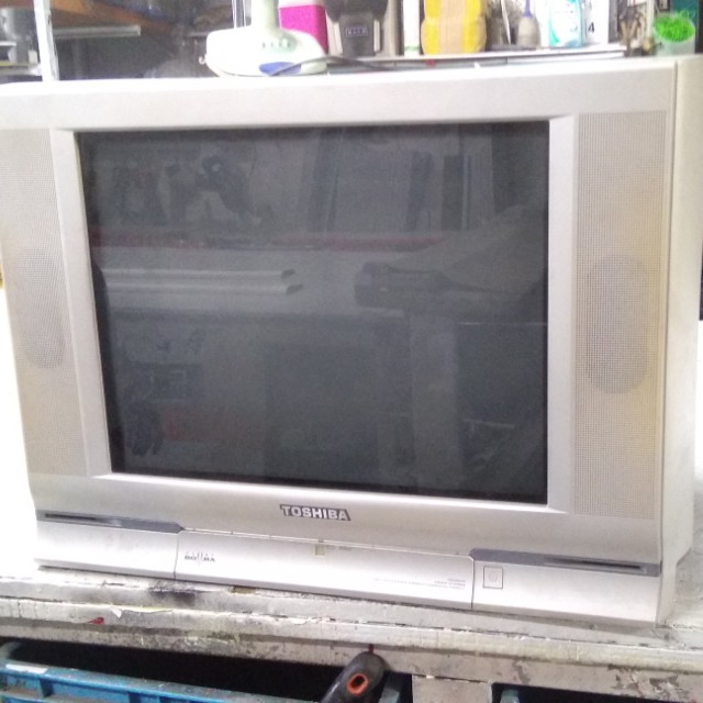 Toshiba 20 inch CRT TV, TV & Home Appliances, TV & Entertainment, TV on ...