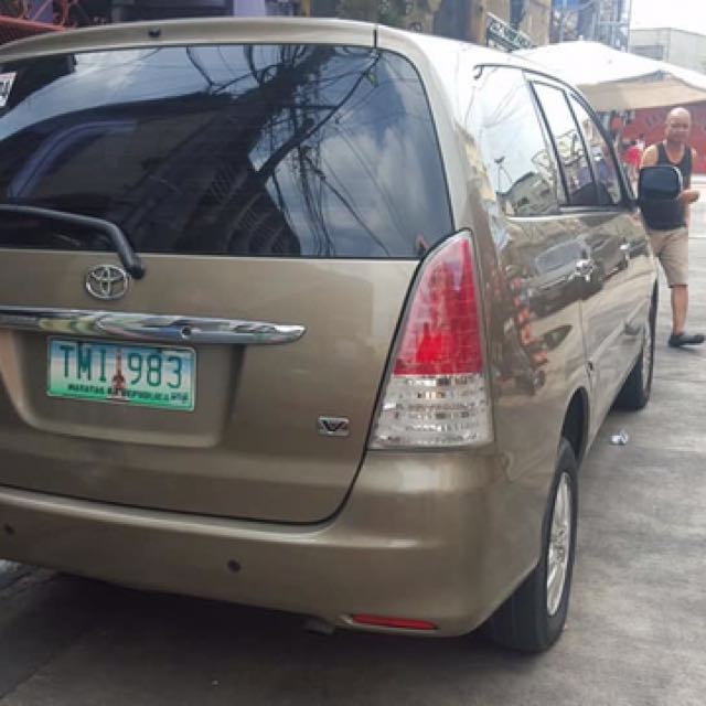 Toyota innova V diesel A/T, Cars for Sale on Carousell