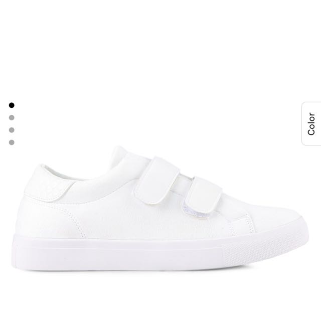 Velcro shoe, Women's Fashion, Footwear, Shoe inserts on Carousell