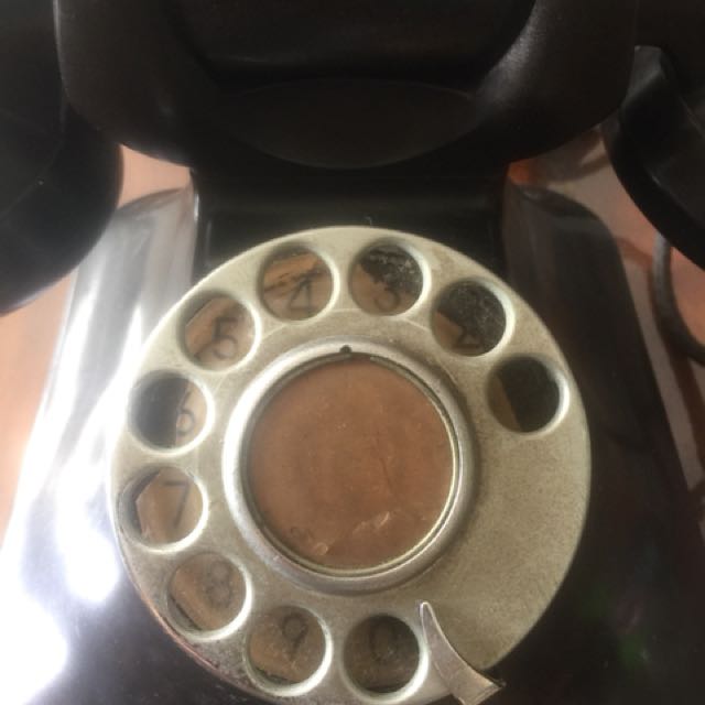 Vintage Dial type Telephone, Hobbies & Toys, Memorabilia & Collectibles ...