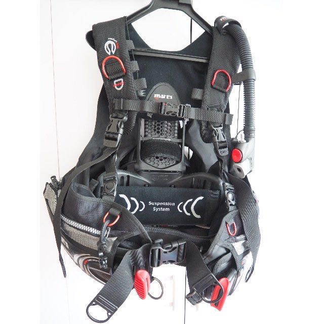 Mares Hybrid BCD M/L, Sports Equipment, Sports & Games, Water Sports on ...