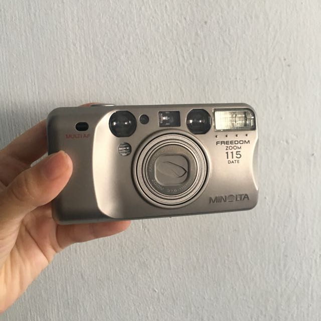 Minolta freedom zoom 115 date, Photography, Cameras on Carousell