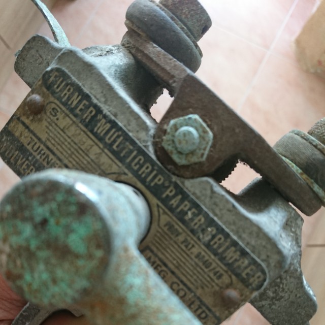 Turner paper crimper England 1948, Furniture & Home Living, Kitchenware ...