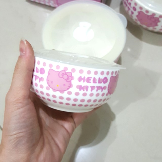 mangkok set Hello Kitty, Kitchen & Appliances di Carousell