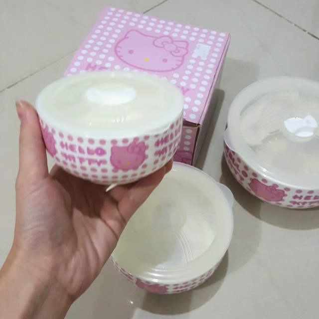 mangkok set Hello Kitty, Kitchen & Appliances di Carousell