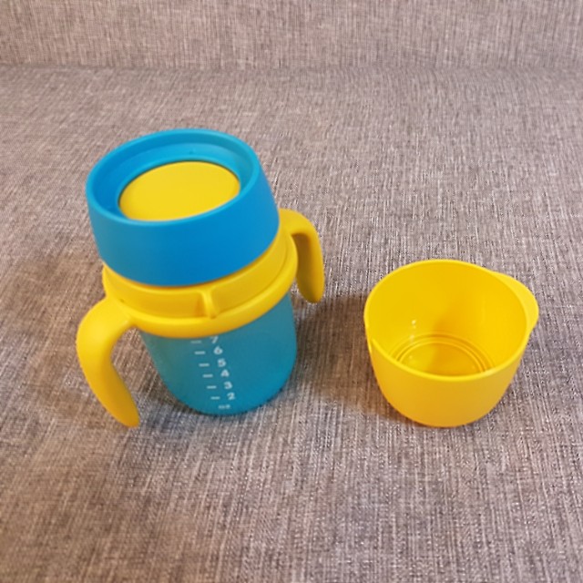 Tupperware training sipping cup, Babies & Kids, Nursing & Feeding ...