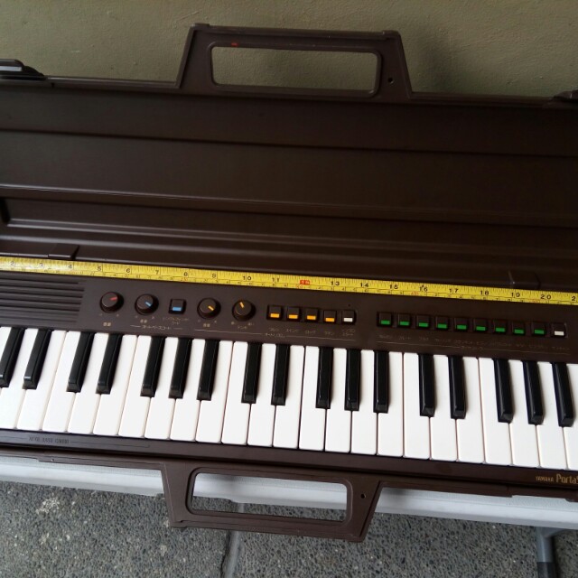 Yamaha Portable mini organ, Hobbies & Toys, Music & Media, CDs & DVDs ...