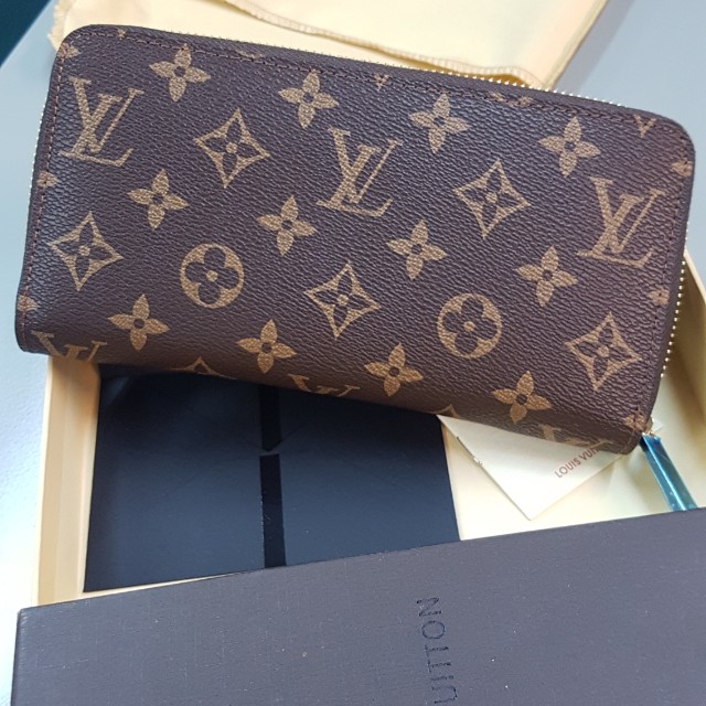 Dompet LV (replika), Fesyen Wanita, Tas & Dompet di Carousell