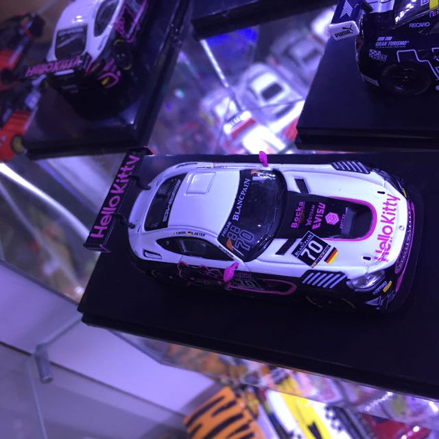 Tarmac 1/64 Diecast AMG GT hello Kitty Mercedes GT3, Hobbies & Toys ...