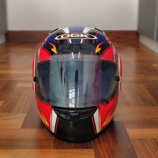 OGK FF3 Jamie Whitham Full Face, Motorcycles, Motorcycle Apparel on Carousell
