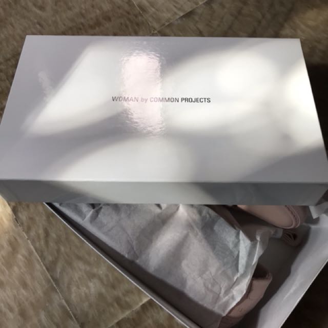 Common Projects Achilles Low Blush, Men's Fashion, Footwear, Sneakers ...