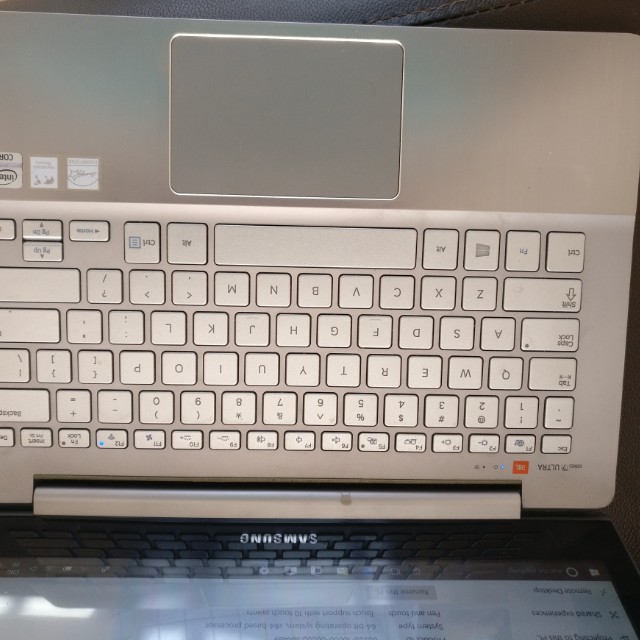 Laptop - Samsung Ultra light 740U i5 1.8Ghz Windows 10 with SSD ...