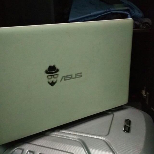 Laptop Asus A550C, Elektronik, Komputer, Desktop di Carousell