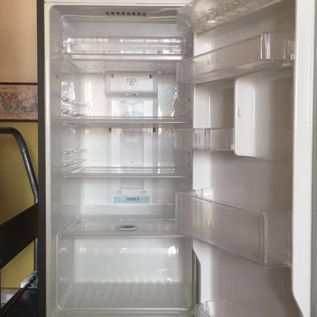 LG 230-Litre Fridge & Freezer GR-V3023SLC, TV & Home Appliances ...