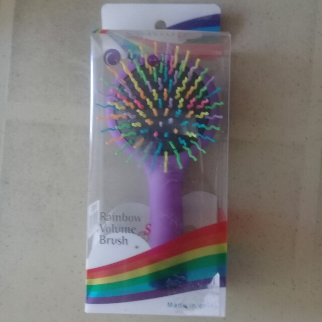 Rainbow Volume Brush with Mirror, Beauty & Personal Care, Hair on Carousell