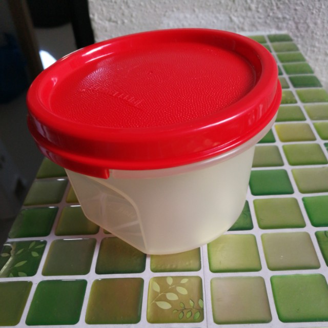 Tupperware modular mate round Container, TV & Home Appliances, Kitchen ...