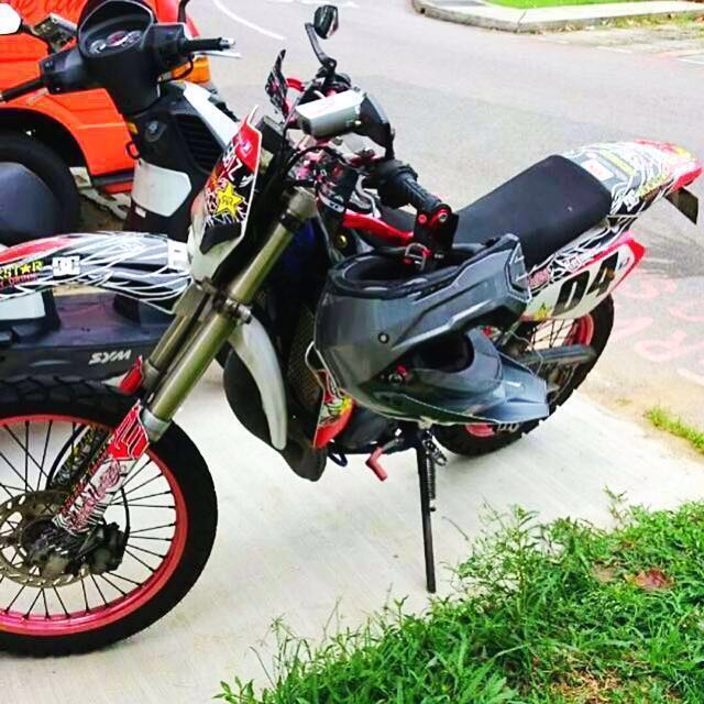YAMAHA WR200, Motorcycles, Motorcycles for Sale, Class 2B on Carousell