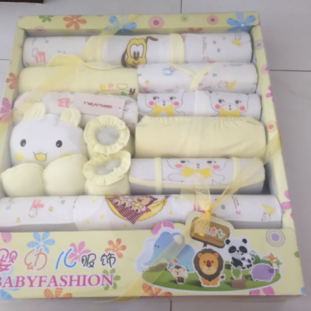 Baby gift set, Babies & Kids, Bathing & Changing, Baby Toiletries ...