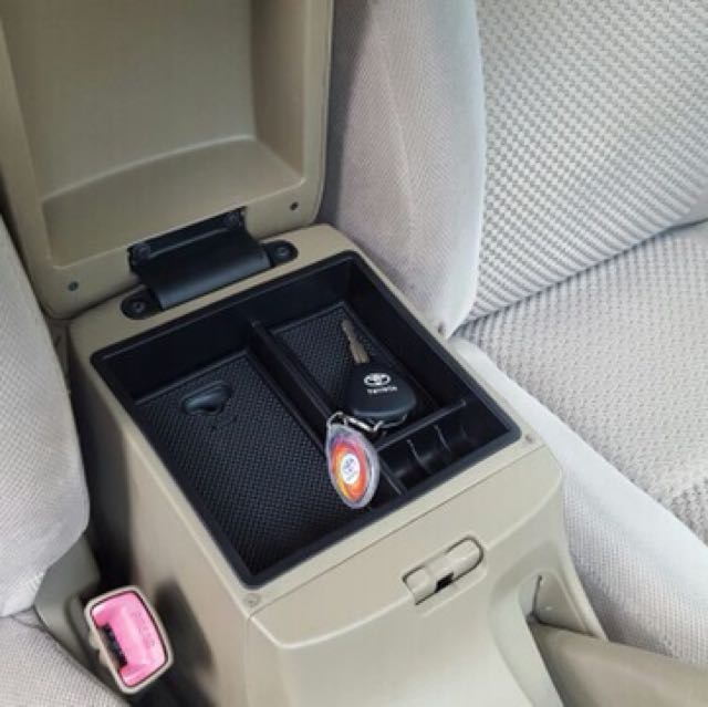 Fortuner Innova Hilux 2005-2015 Central Armrest Organizer Tray, Car ...