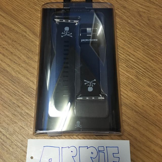 Mastermind Japan Apple Watch Band (42MM), Men's Fashion, Watches ...