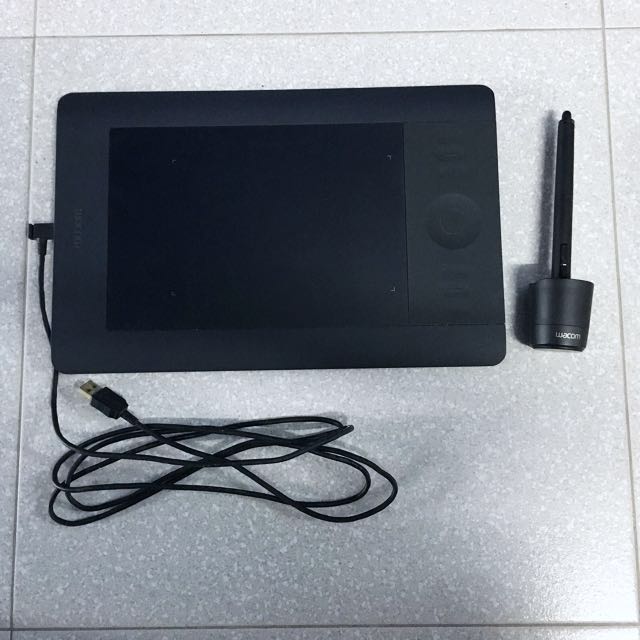 Wacom Intuos5 Touch Small Pen Tablet (PTH450), Computers & Tech, Parts ...