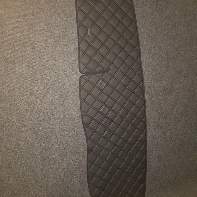 DAD DASH MAT TOYOTA HIACE, Car Accessories on Carousell