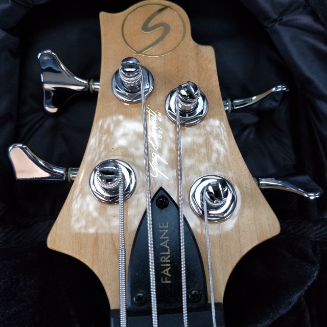 Greg Bennett Fairlane FN-4 Bass Guitar Vintage Sunburst, Hobbies & Toys ...