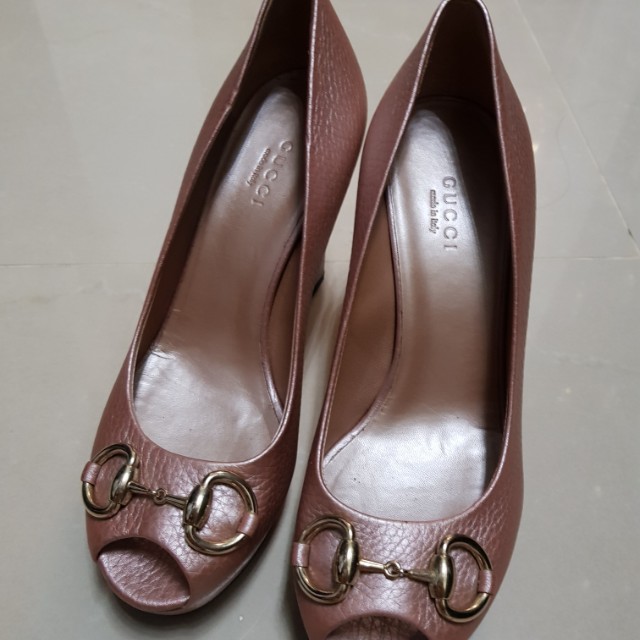 Gucci shimmer pink platform heels, Women's Fashion, Footwear, Heels on ...