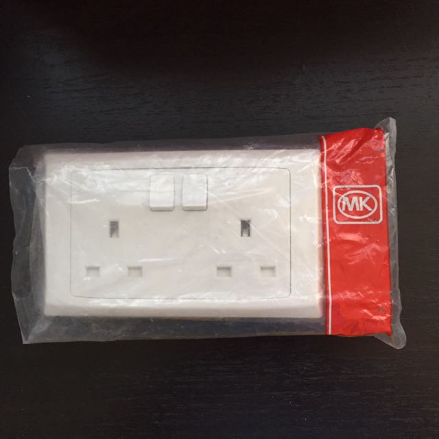 MK 2 Gang Switched Socket Outlet, TV & Home Appliances, Electrical, Adaptors & Sockets on Carousell