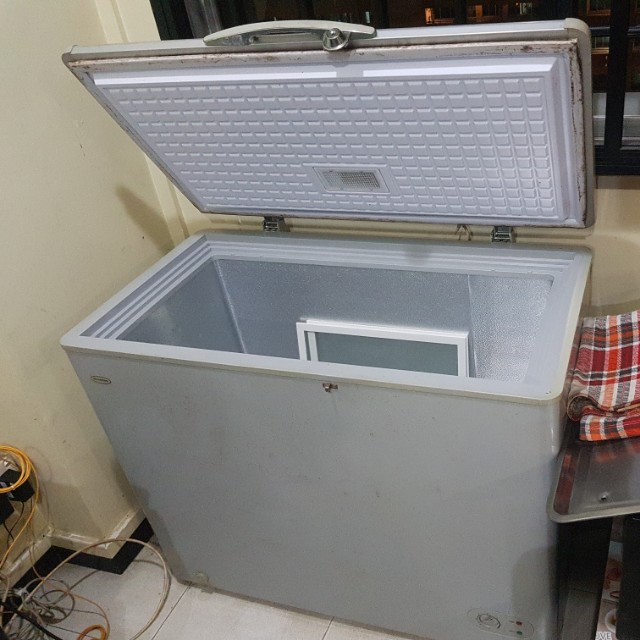 SELLING CHEST FREEZER/BAR FRIDGE, Home Appliances on Carousell