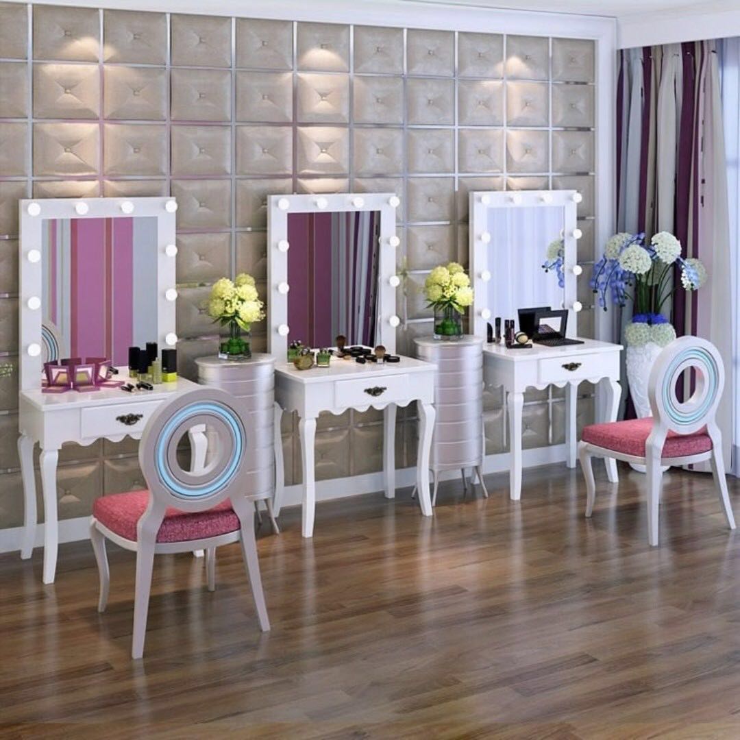 Hollywood Makeup Table | Saubhaya Makeup